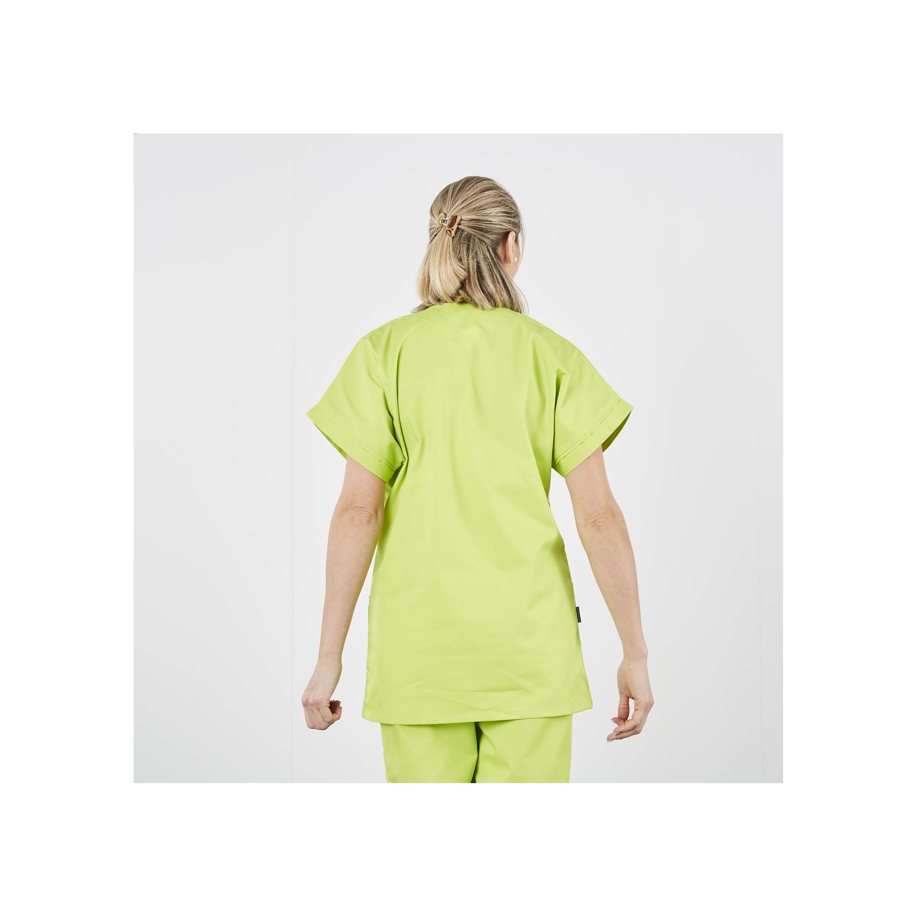Tenue médicale modèle croisé lime