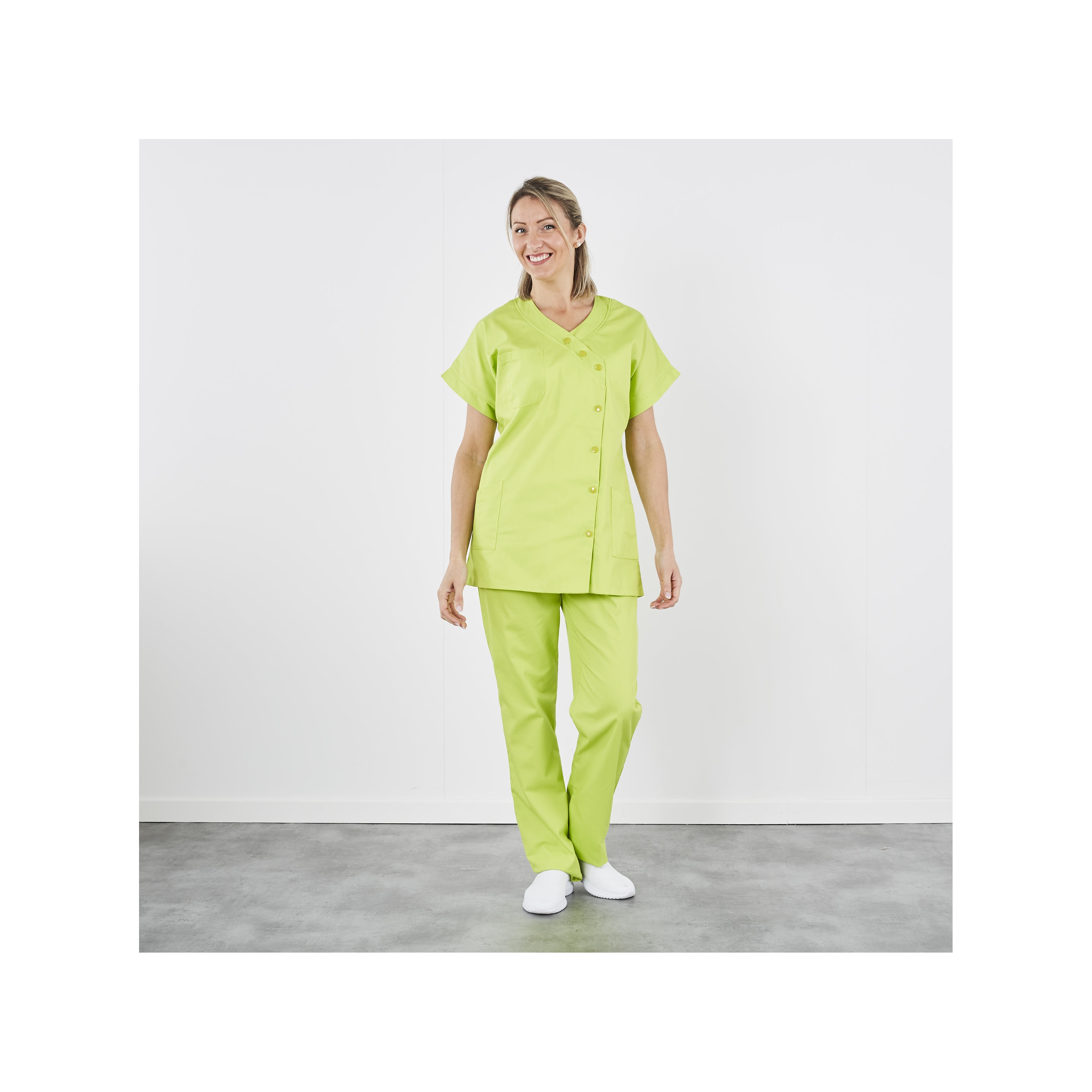 Tenue médicale modèle croisé lime